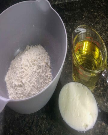 Homemade Pan Release (Baking Spray) - The Duchez Kitchen