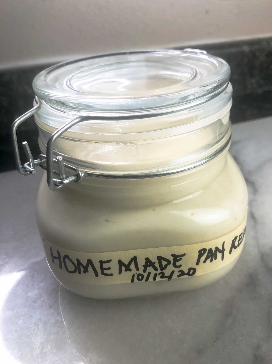 Homemade Pan Release (Baking Spray) - The Duchez Kitchen