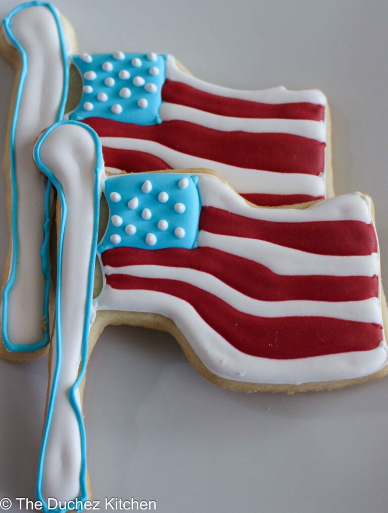 American Flag Decorated Sugar Cookies - The Duchez Kitchen